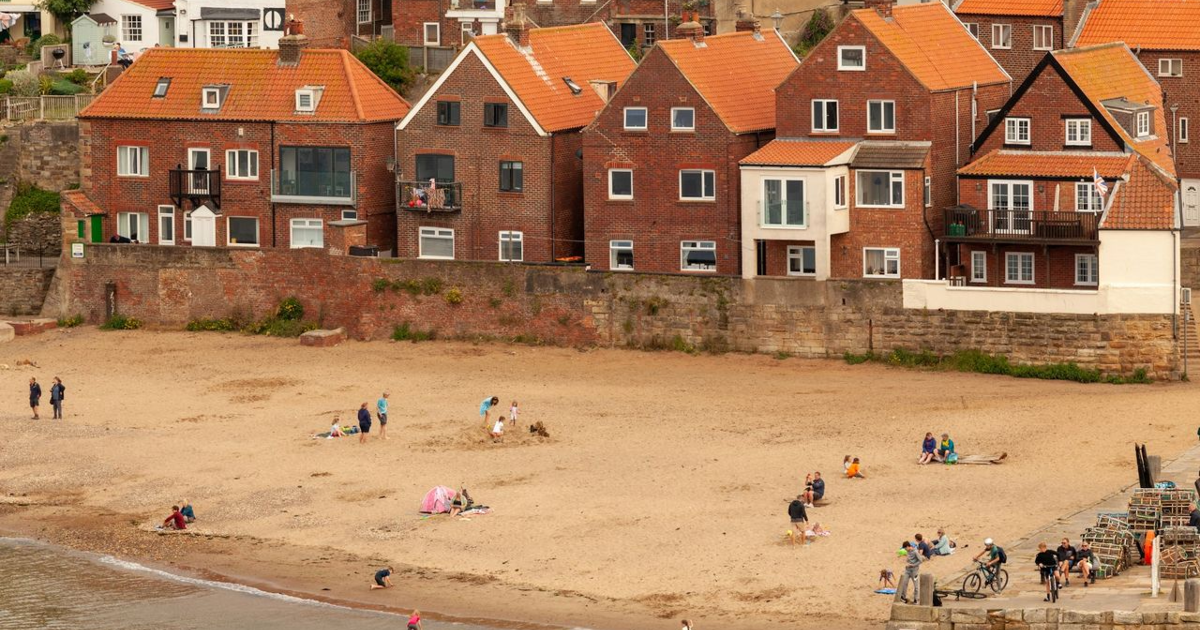 Sea View Homes Command 32% Premium: UK Buyers Paying Extra for Coastal Living | Langford Rae ...